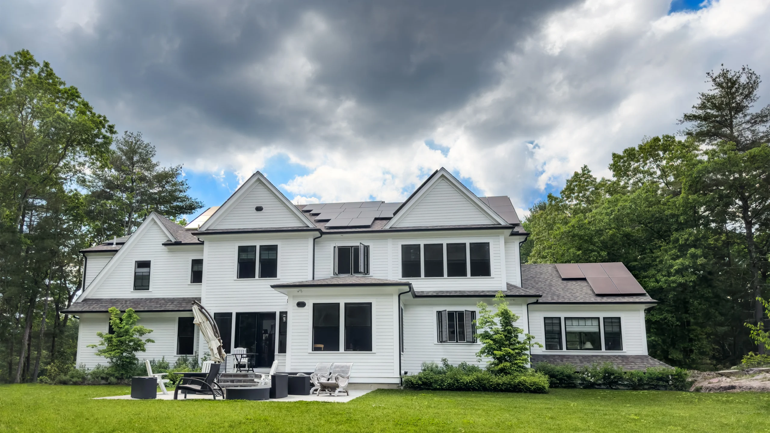 Do solar panels work on cloudy days or at night? - Home Solar Blog