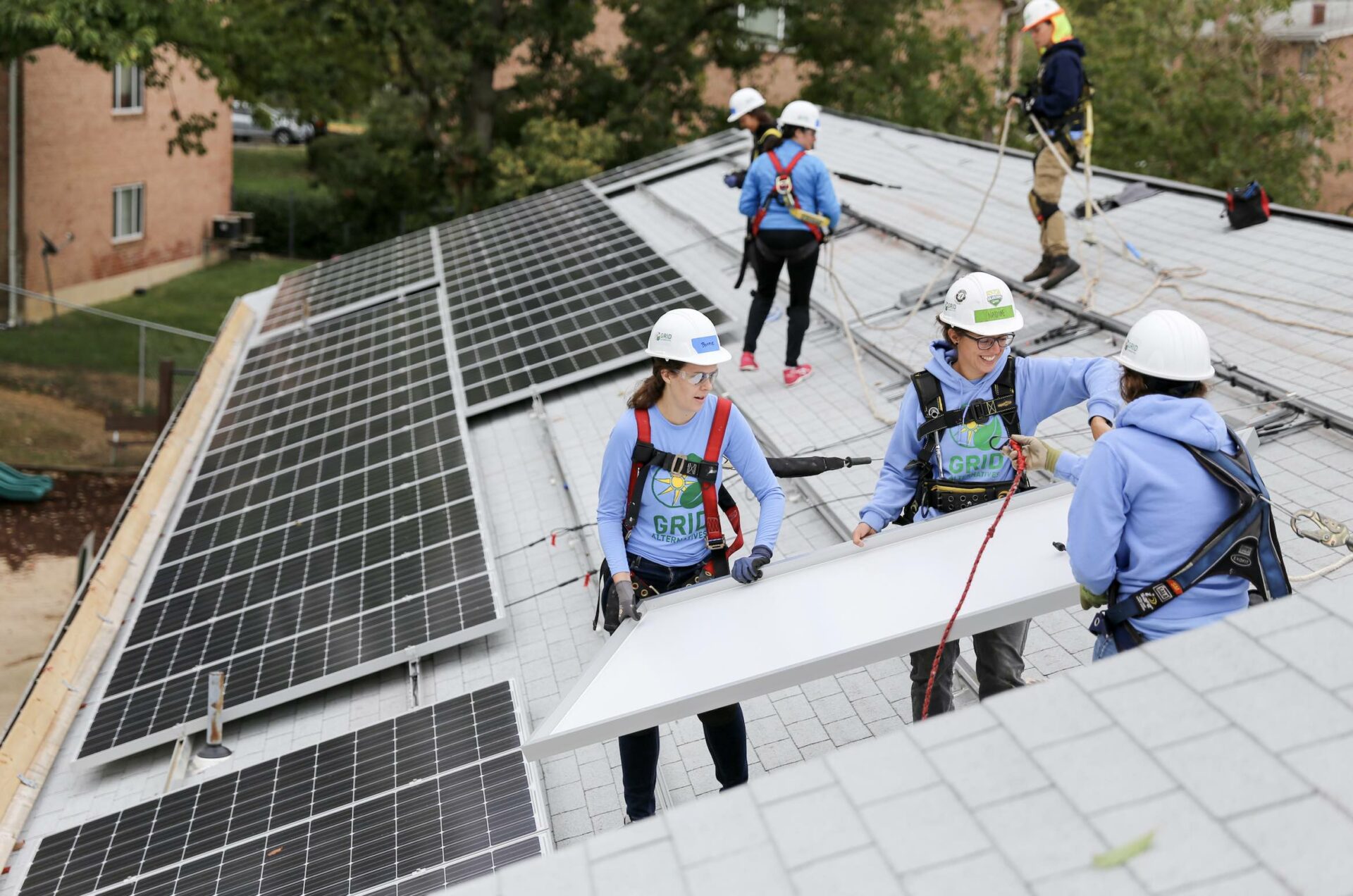 How do solar panels work? Everything you need to know | Aurora Solar